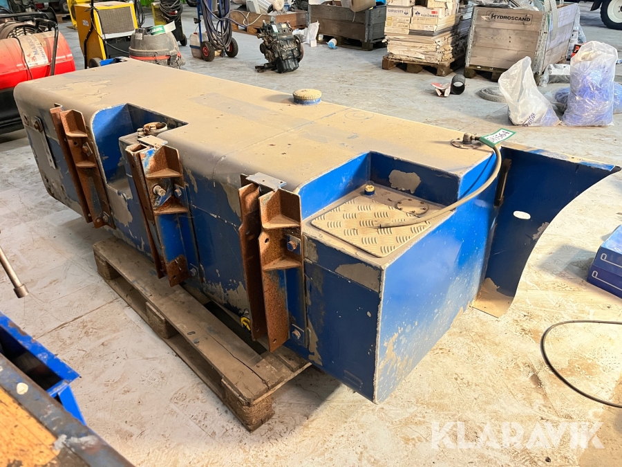 Kombi tank, Tønder, Klaravik auktioner