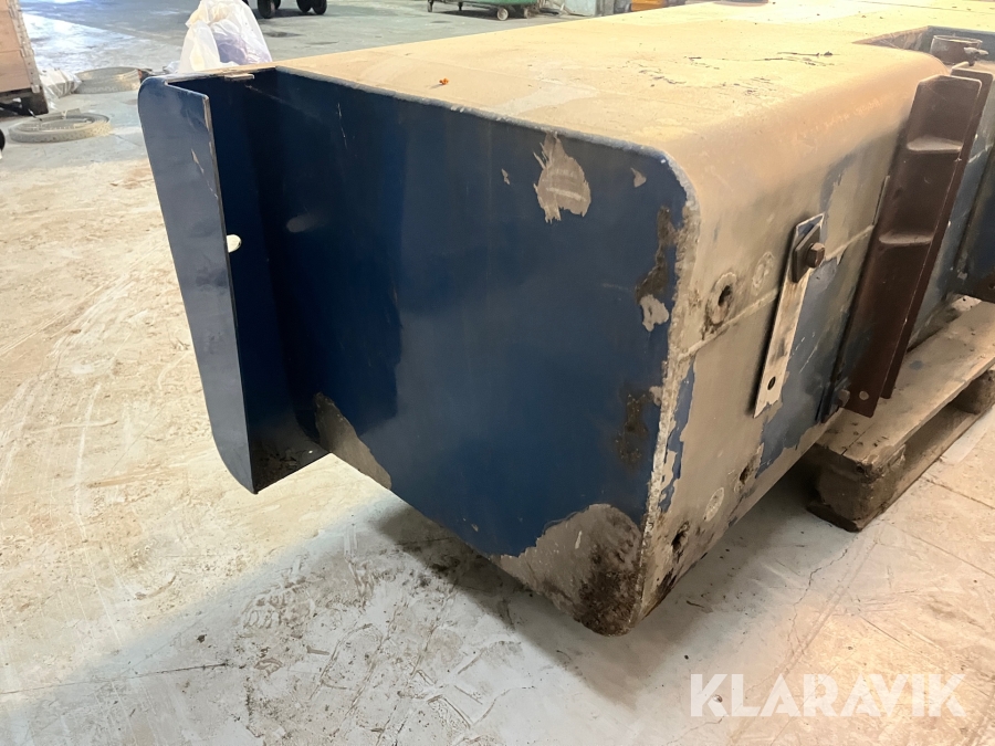 Kombi tank, Tønder, Klaravik auktioner