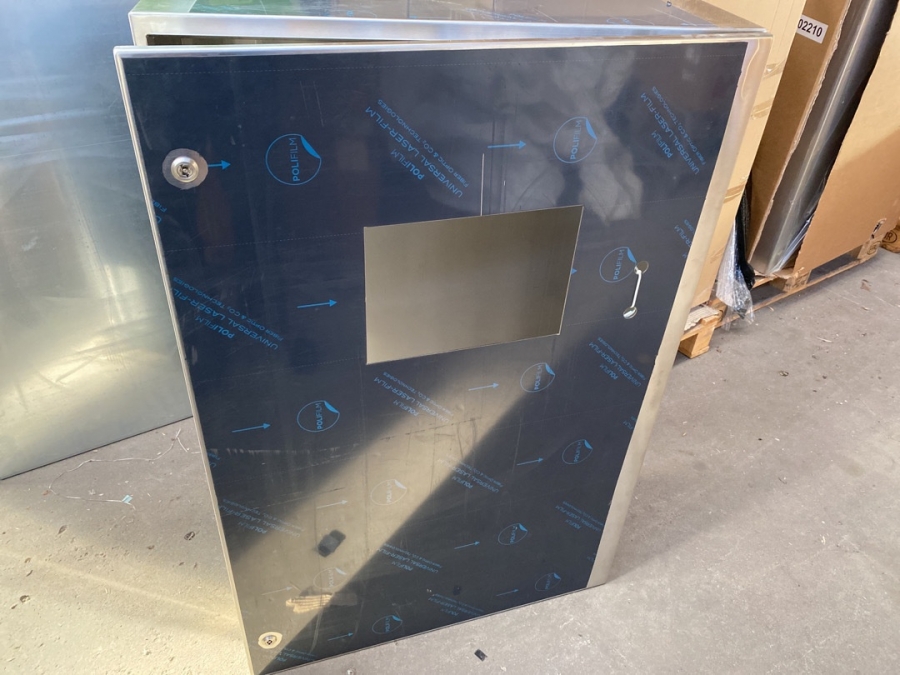 Klaravik Auktioner | Elskab / værktøjsskabe