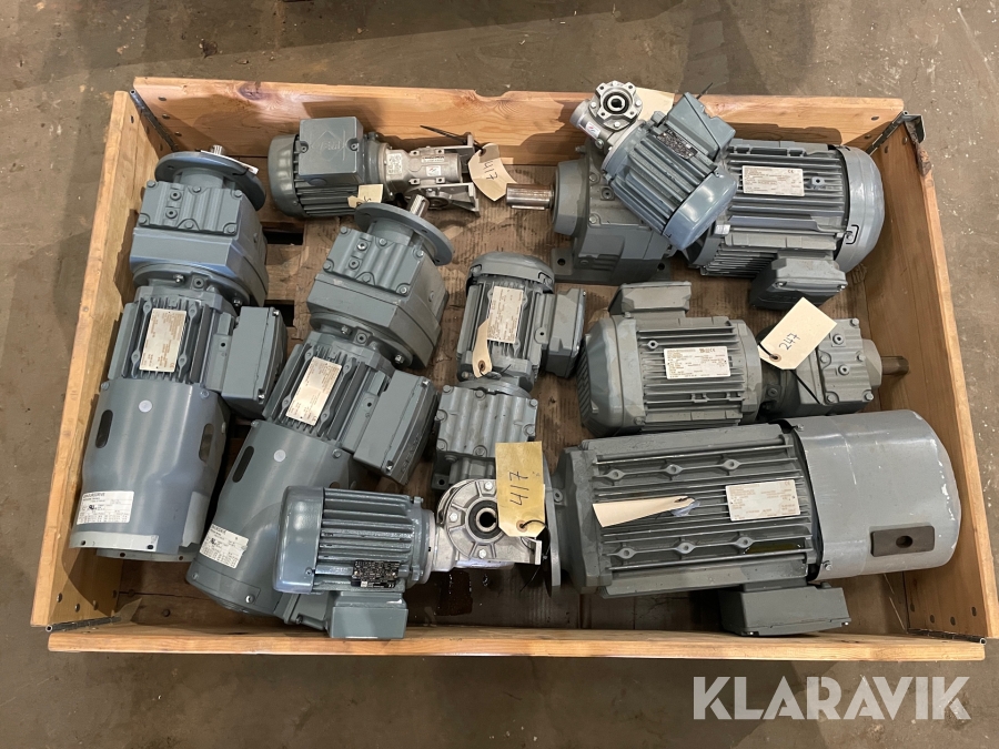 Motorer 9 stk Sew, Odder, Klaravik auktioner