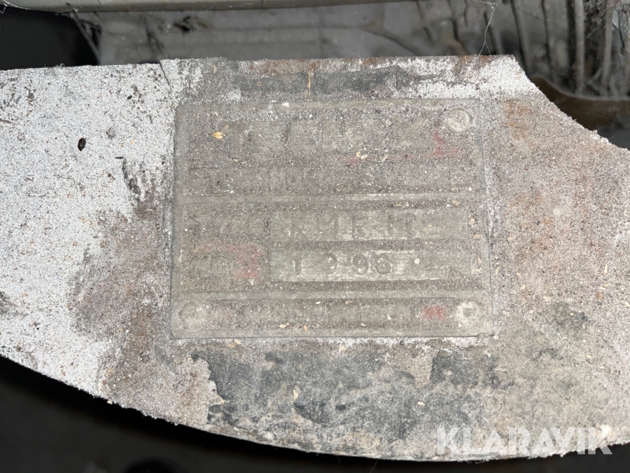 Rundstamper Tremix KMR II, Halsnæs, Klaravik auktioner