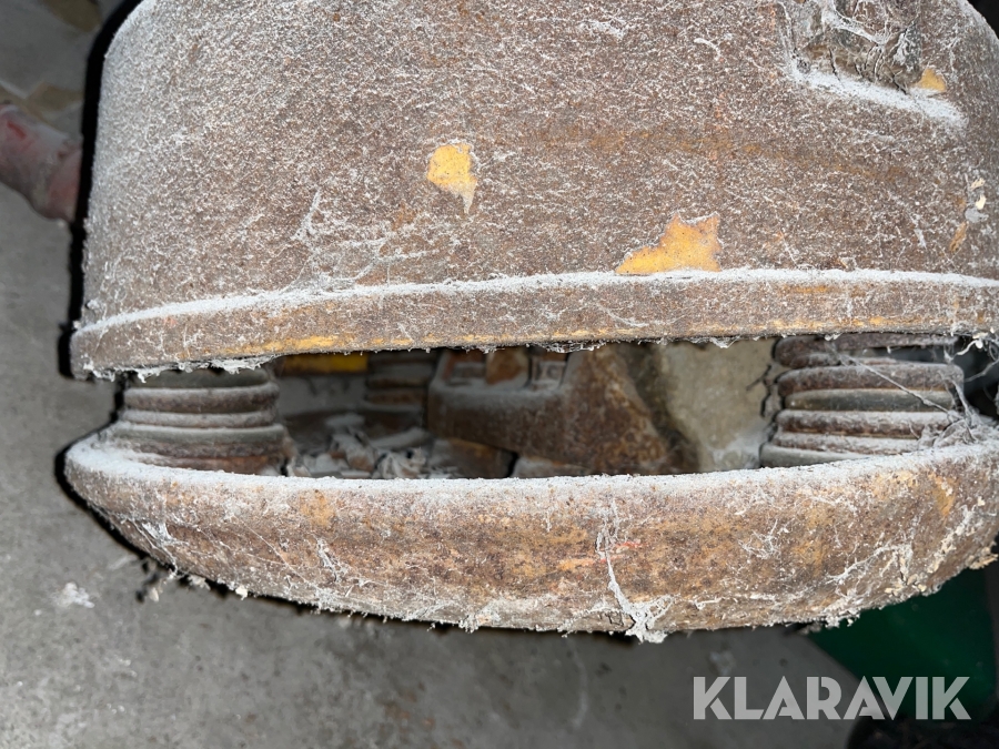 Rundstamper Tremix KMR II, Halsnæs, Klaravik auktioner