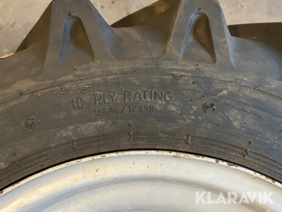 Dæk Bkt Implement- as504, Varde, Klaravik auktioner