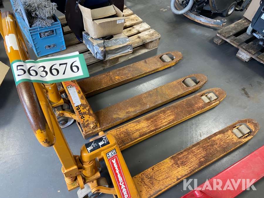 Palleløfter Vestergaard 1500, Holbæk, Klaravik auktioner