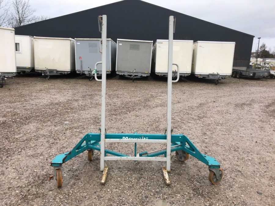 Klaravik Auktioner | Pladevogn