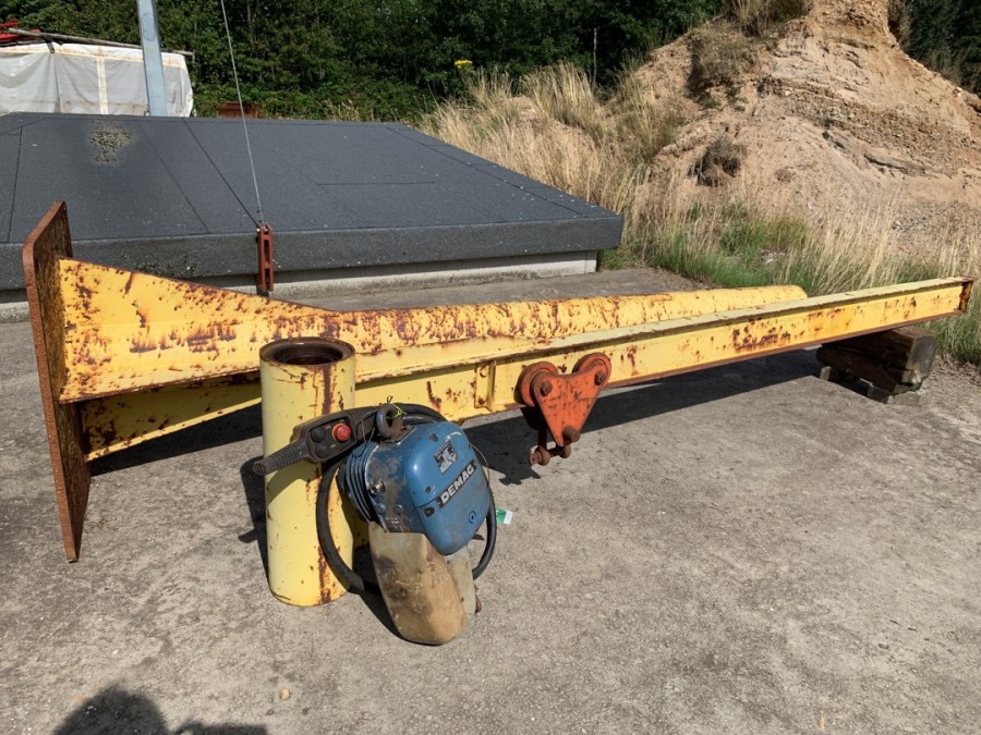 Klaravik Auktioner | Svingarm