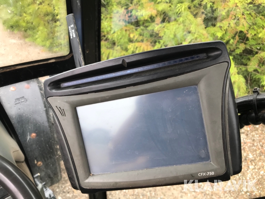 Traktor New Holland TN75FA, Holbæk, Klaravik auktioner