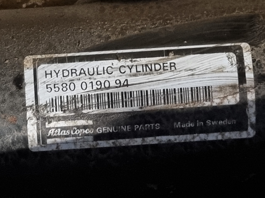 Klaravik Auktioner | Ubrugte Hydraulik Cylindre