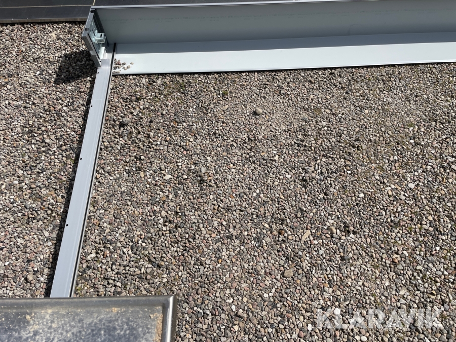 Sikkerheds gardin med skinner i aluminium, Odense, Klaravik