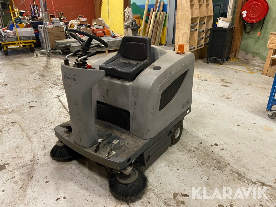 Feje sugemaskine Nilfisk SR1101 B, Roskilde, Klaravik auktio