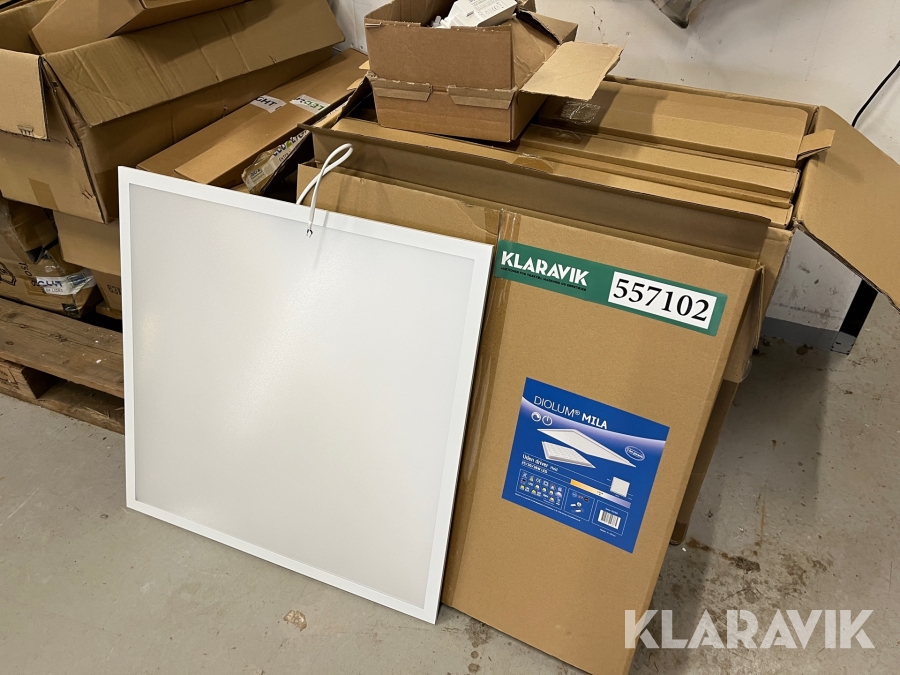 LED lys paneler Diolum Mila 7 stk, Allerød, Klaravik auktion