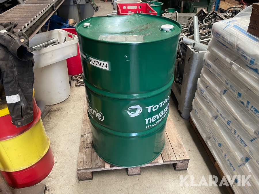 Hydraulikolie 208L Nevastane AW22, Favrskov, Klaravik auktio