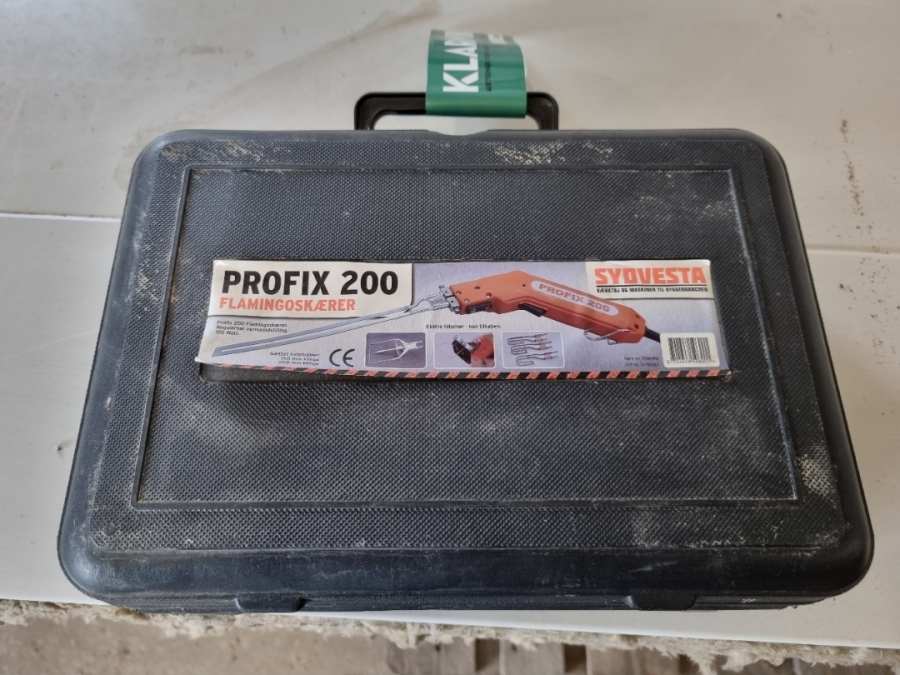 Klaravik Auktioner | Flamingokniv