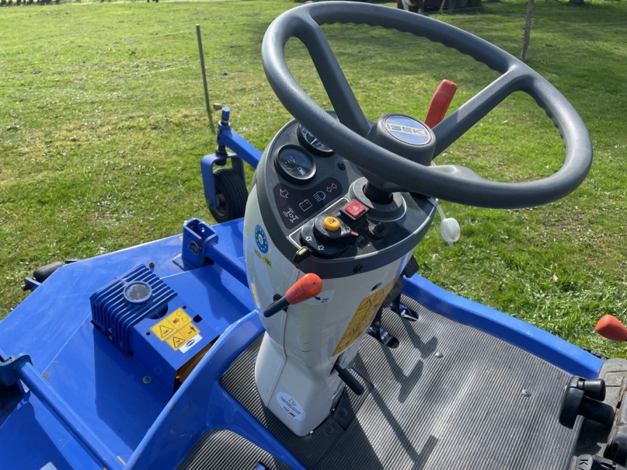 Redskabsbærer Iseki SF310 FH, Rebild, Klaravik auktioner