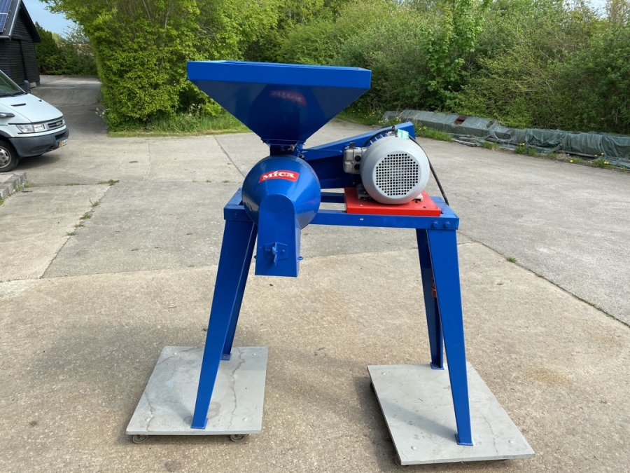 Klaravik | Auktioner for maskiner, værktøj og køretøjer