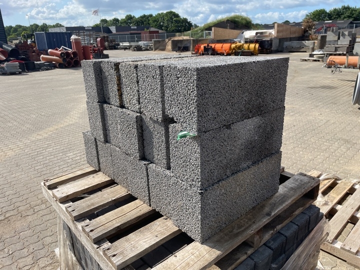 Klaravik Auktioner | Lecablokke