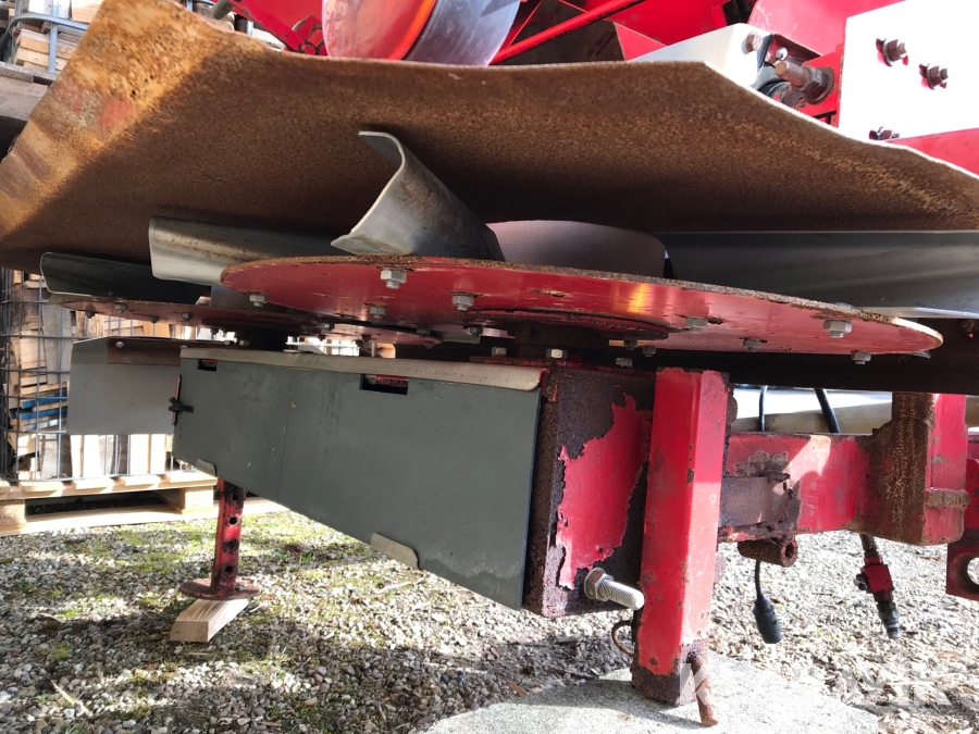 Gødningsspreder Bredal B2F, Holbæk, Klaravik auktioner