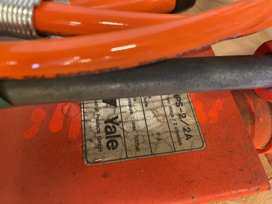 Klaravik Auktioner | Håndpumpe