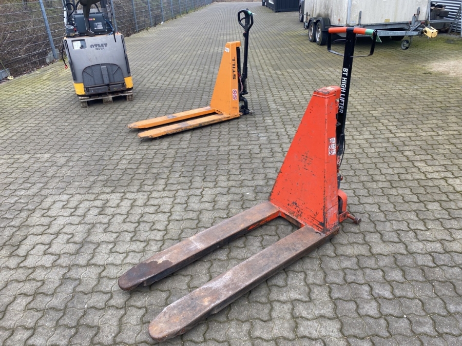 Klaravik Auktioner | Højdeløfter