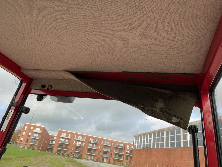 Redskabsbærer Shibaura CM284, Randers, Klaravik auktioner