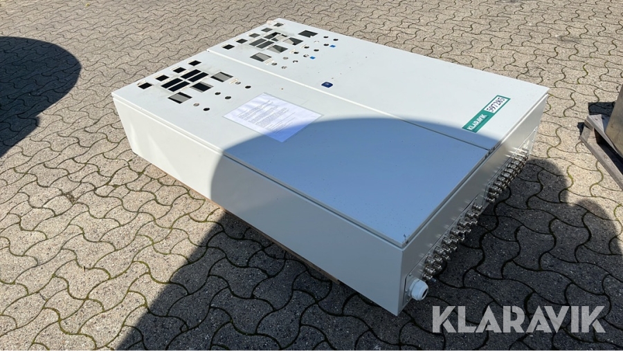 Eldon Med indhold, Furesø, Klaravik auktioner