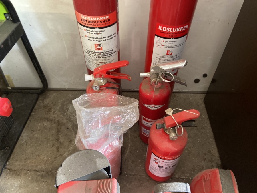 Klaravik Auktioner | Pulverslukkere