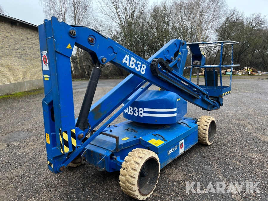 Bomlift Upright AB38, Kalundborg, Klaravik auktioner