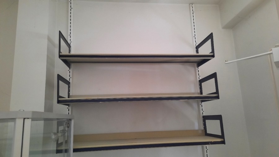 Klaravik Auktioner | Hylde system