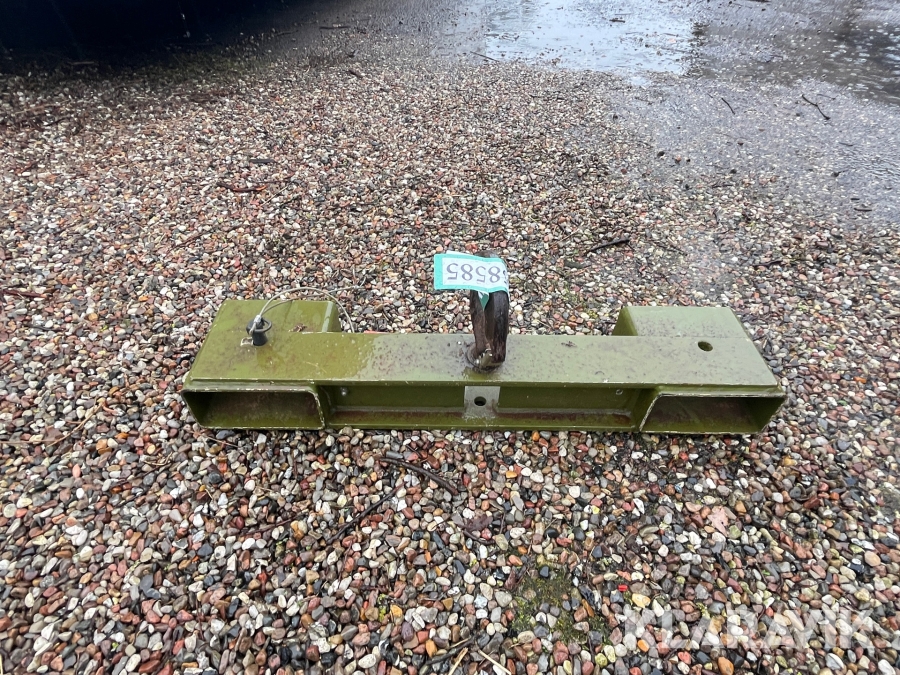 Beslag med krog til pallegafler, Slagelse, Klaravik auktione