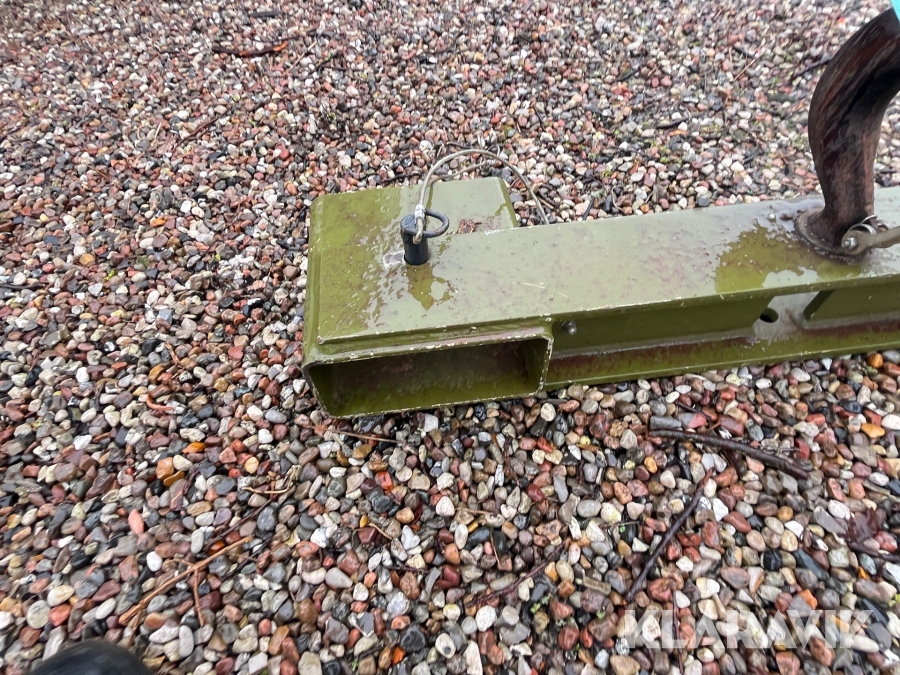 Beslag med krog til pallegafler, Slagelse, Klaravik auktione