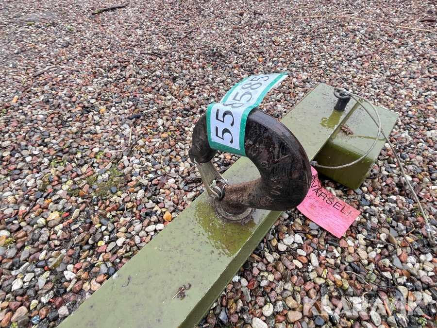 Beslag med krog til pallegafler, Slagelse, Klaravik auktione