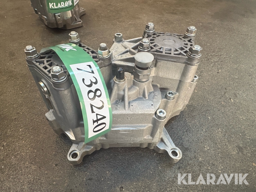 Dobbelt PTO Kraftudtag Interpump Hydraulics P90ZFP15811, Sla
