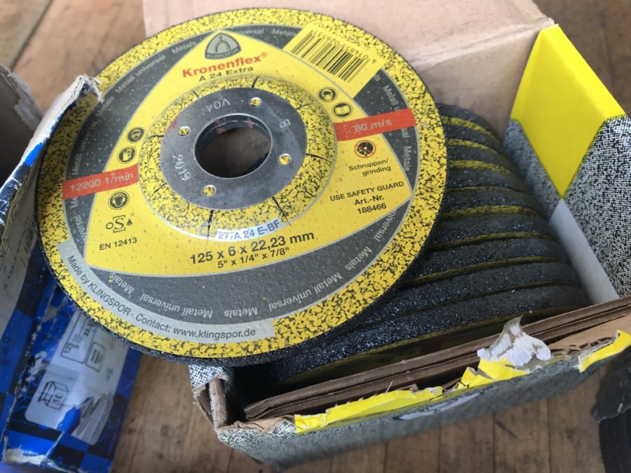 Skære og slibe skiver