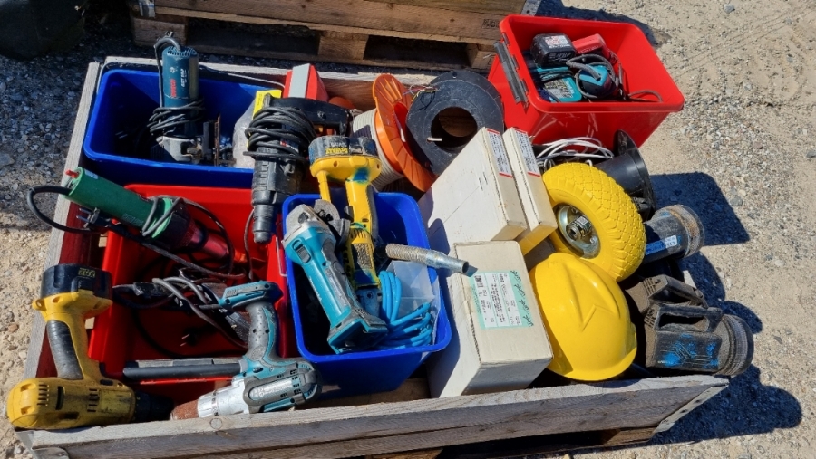 Klaravik Auktioner | Blandet udstyr