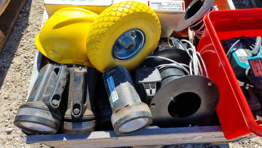 Klaravik Auktioner | Blandet udstyr