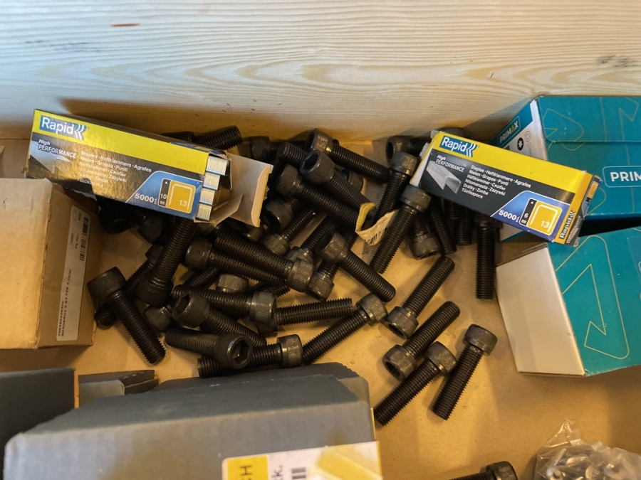 Klaravik Auktioner | Blandet lot