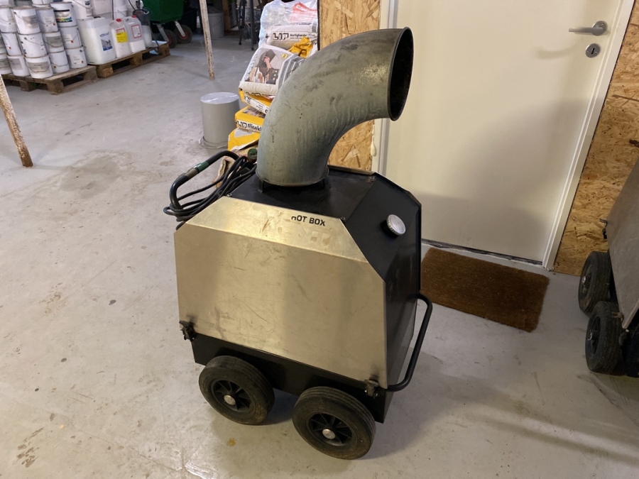 Klaravik Auktioner | Hot Box til højtryksrenser