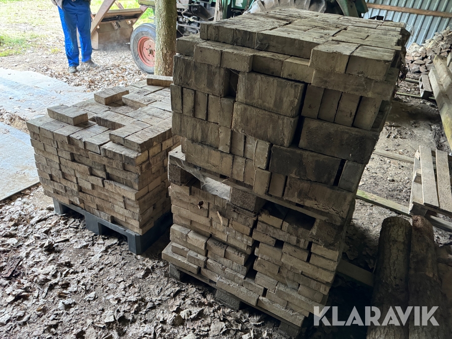 Gule Mursten, Hillerød, Klaravik auktioner