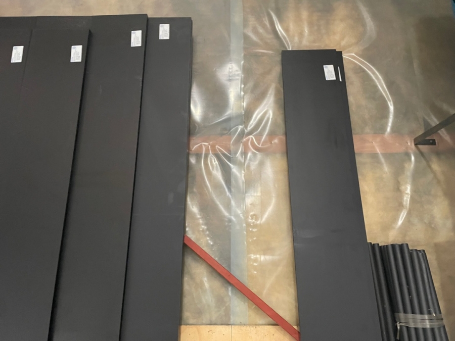 Polystone Plast plader sorte