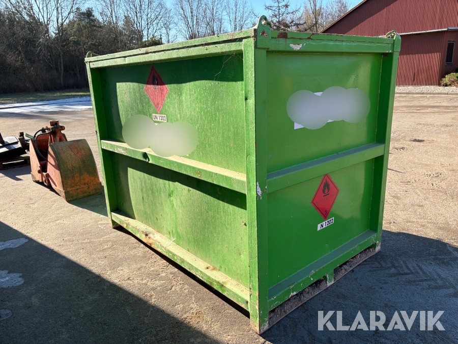 Miljøcontainer med tank 2000liter Roug, Kalundborg, Klaravik