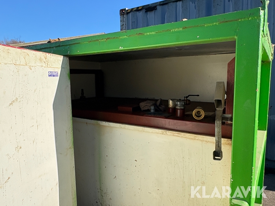Miljøcontainer med tank 2000liter Roug, Kalundborg, Klaravik