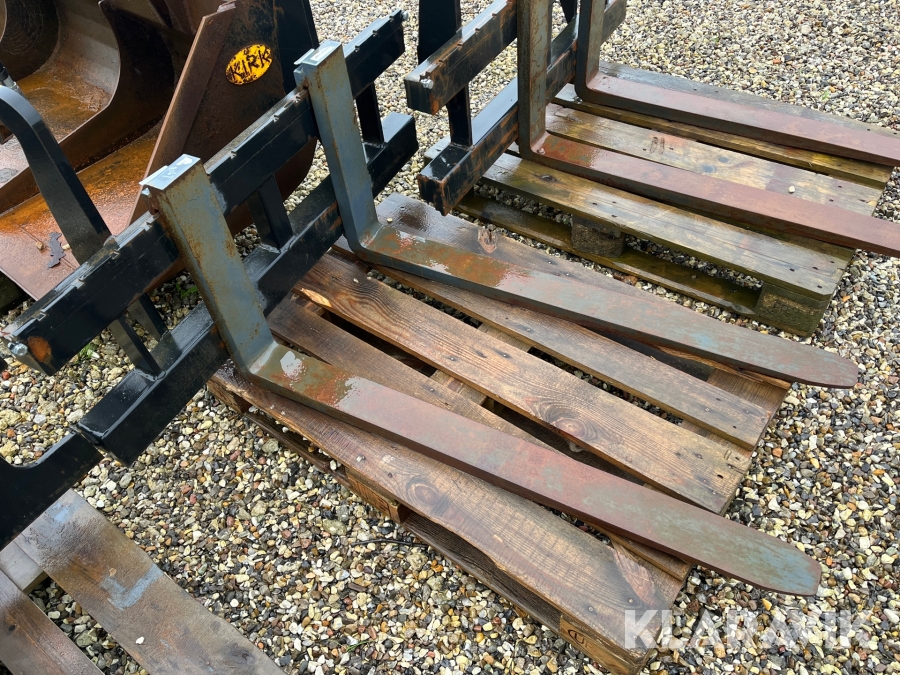 1 Gaffelkonsol Kirk , Viborg, Klaravik auktioner