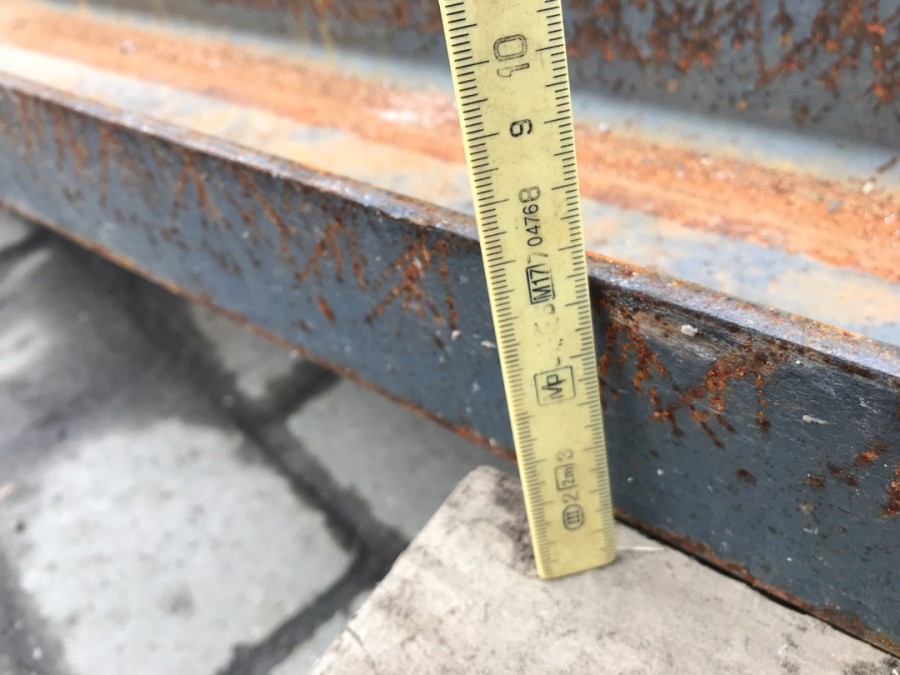 Klaravik Auktioner | U jern