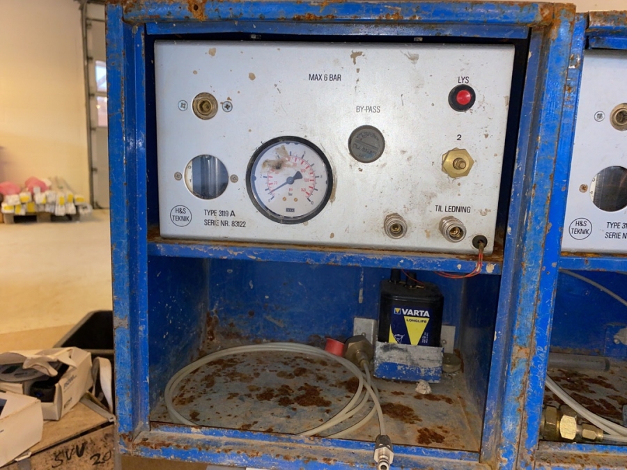 Klaravik Auktioner | Maskiner til trykprøvning