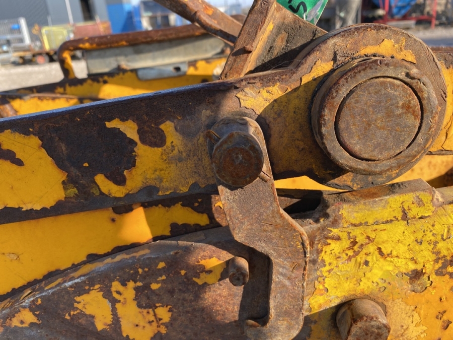 Klaravik Auktioner | Tang til Rør