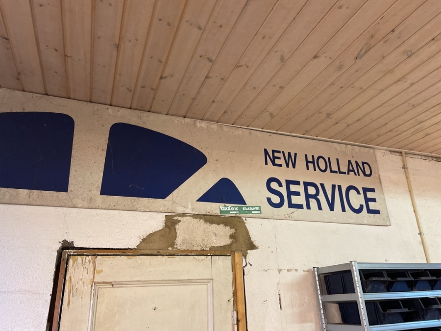 Klaravik Auktioner | Reklame Skilt