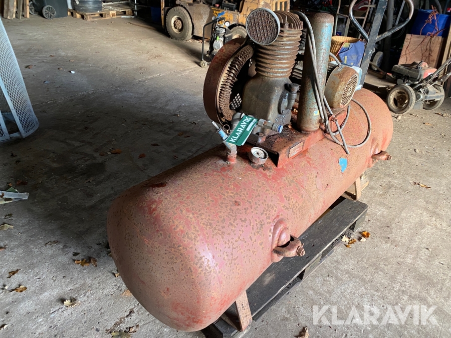 Kompressor FF 300 liter, Aabenraa, Klaravik auktioner