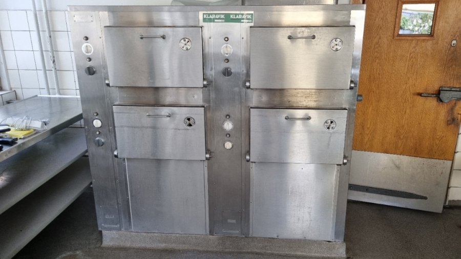Klaravik Auktioner | Industri køkken udstyr