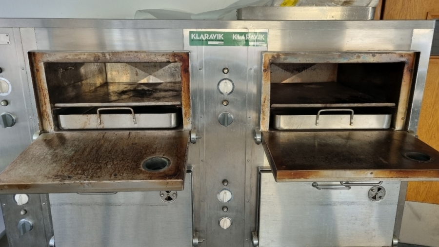 Klaravik Auktioner | Industri køkken udstyr