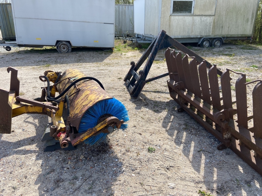 Kost, stengrev og kranarm